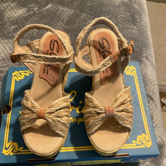 Sbicca | Shoes | Sbicca Vintage Wedge Nib Color Natural 45 In Heel ...